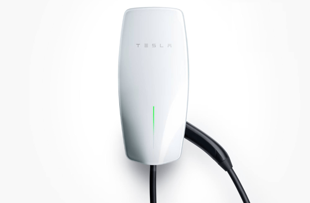 Review | Tesla Universal Wall Connector Review - 2025